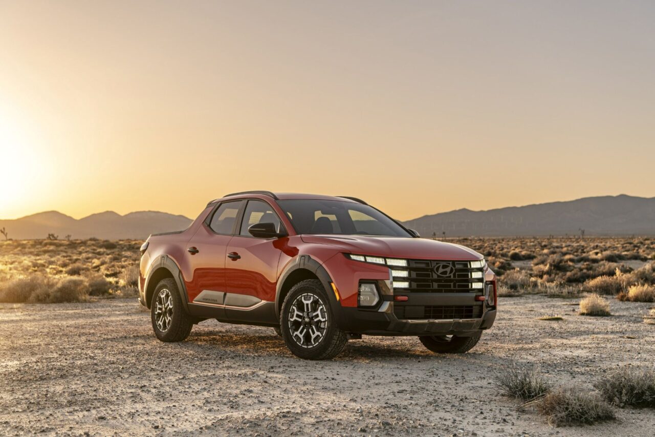 Enhanced Hyundai 2025 Santa Cruz Makes World Debut at the New York ...